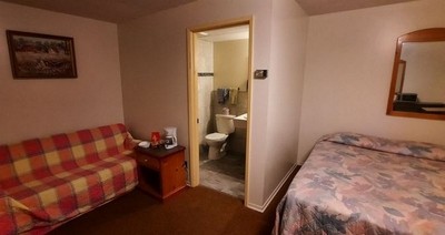 Commercial real estate for sale in Avola, BC | Ritchie Bros. Auctioneers