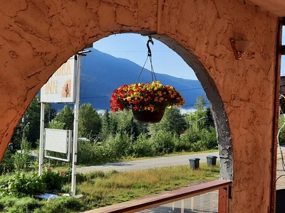 Commercial real estate for sale in Avola, BC | Ritchie Bros. Auctioneers